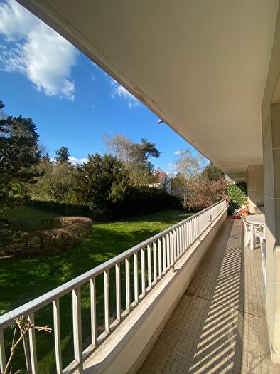 Appartement à vendre - Louveciennes - 5 pièces - 3 chambres