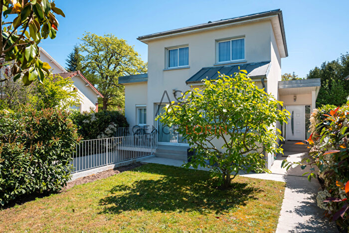 Maison 5 pièces à Le Vésinet, à vendre