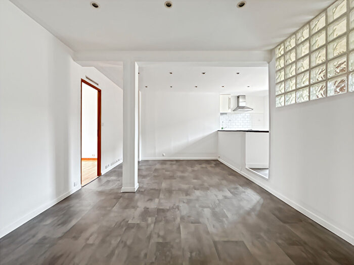 Appartement 3 pièces à Mantes-la-Jolie, Centre-ville, à vendre