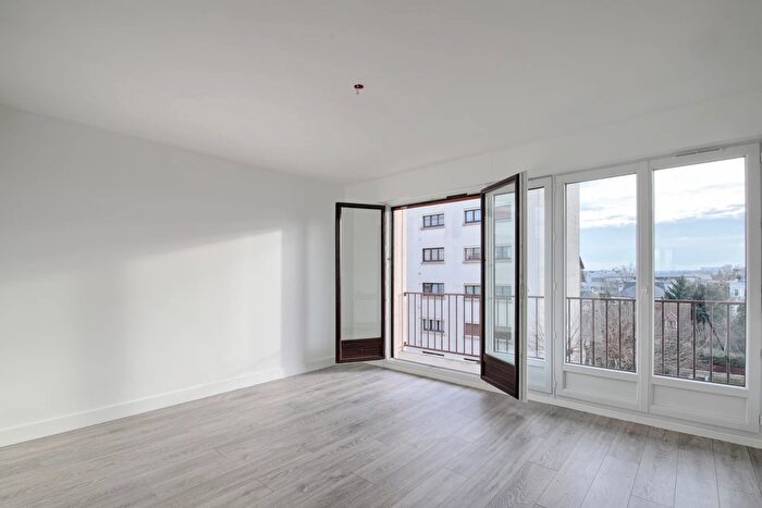 Appartement à vendre - Saint-Maur-des-Fossés, Adamville - 3 pièces - 2 chambres