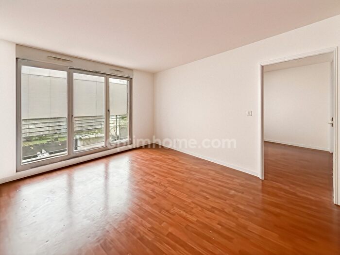 Appartement à vendre - Saint-Denis, Centre-ville, Basilique - 3 pièces - 2 chambres