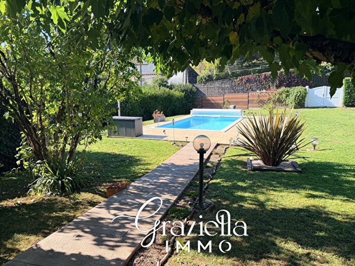 Maison à vendre - Brive-la-Gaillarde, Pont de La Bouvie, Gaubre, Estavel, Tujac - 7 pièces - 5 chambres