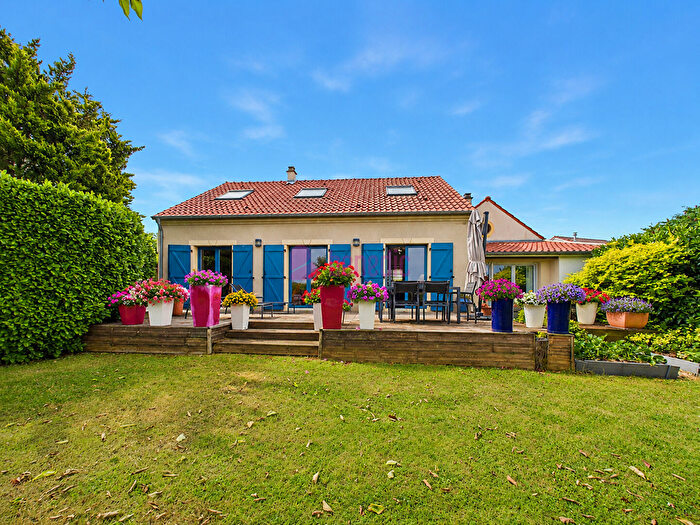 Maison 7 pièces à Montoy-Flanville, à vendre