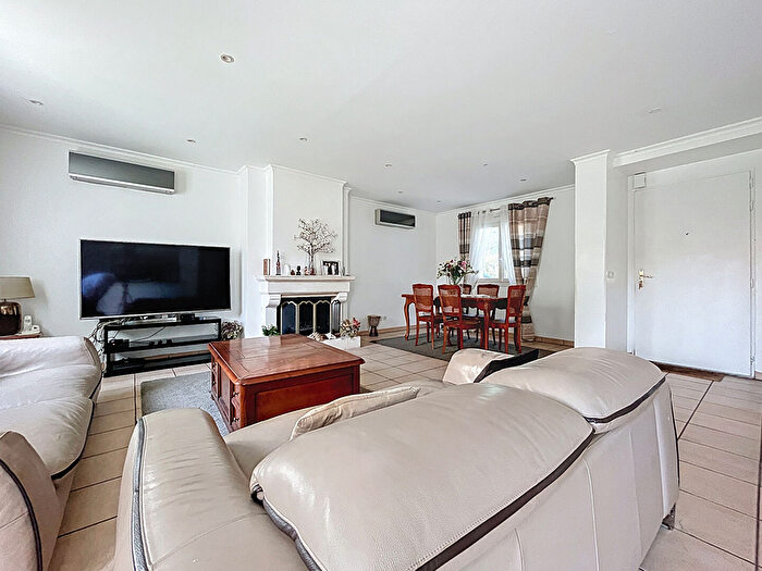 Maison à vendre - Morangis - 6 pièces - 4 chambres