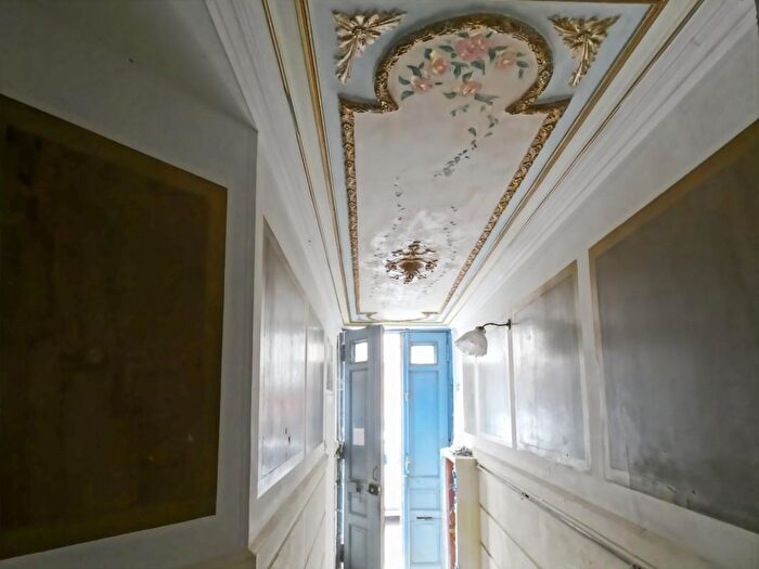 Maison 6 pièces à Alès, Centre-ville, à vendre