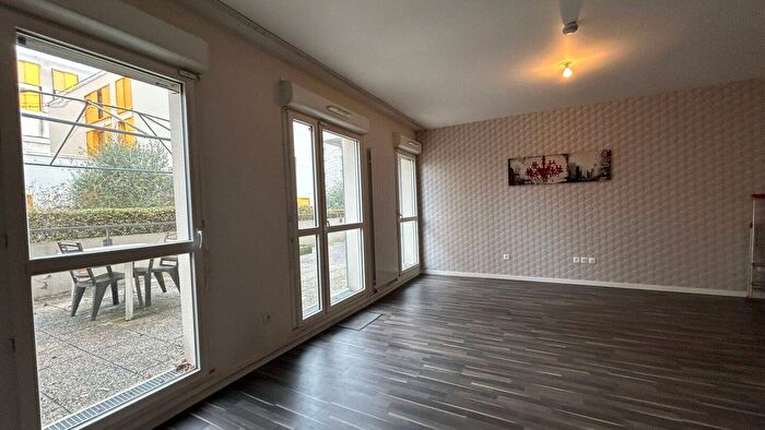 Appartement à louer - Petit Nanterre - 3 pièces - 2 chambres