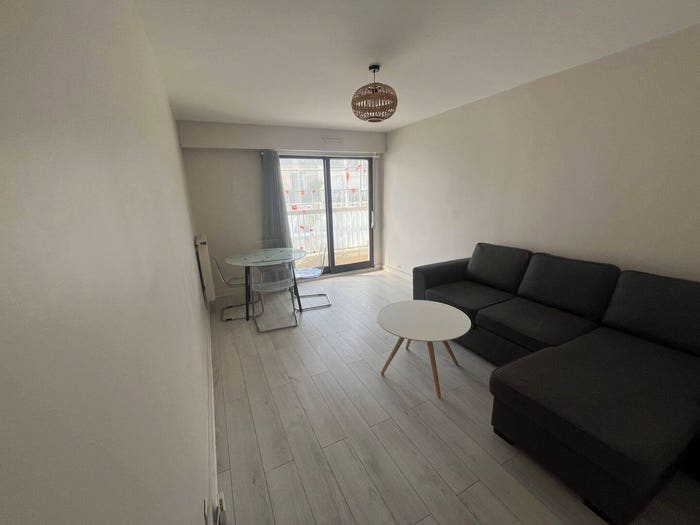 Appartement 2 pièces à La Fourche-Guy Môquet, Paris 17ème arrondissement, à louer