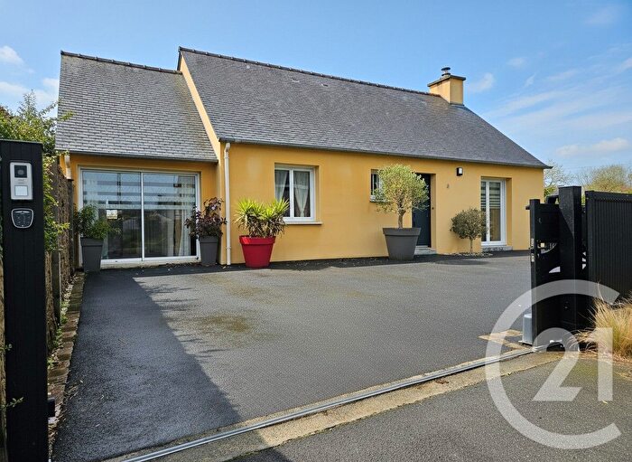 Maison 6 pièces à vendre à Saint-Pierre-de-Plesguen