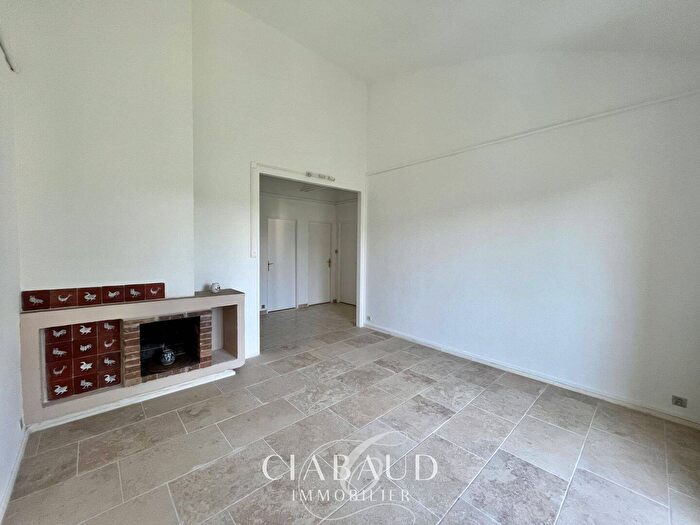 Appartement 3 pièces à Aix-en-Provence, à louer