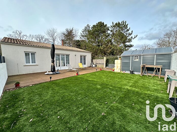 Maisons à vendre et appartements à louer - 1