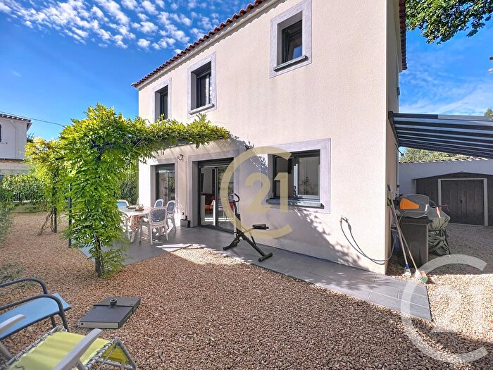 Maison à vendre - Bagnols-sur-Cèze, Lamargue - 4 pièces - 3 chambres