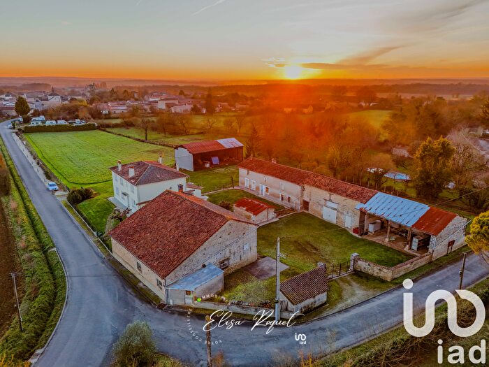Maison à vendre - Raix - 7 pièces - 5 chambres