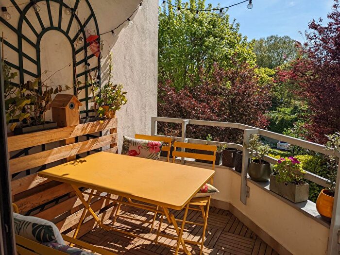 Appartement à vendre - Joinville-le-Pont, Centre-ville - 4 pièces - 3 chambres