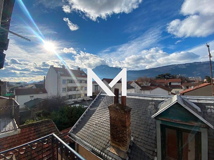 Appartement 2 pièces à Berriat-Ampere, Grenoble, à louer