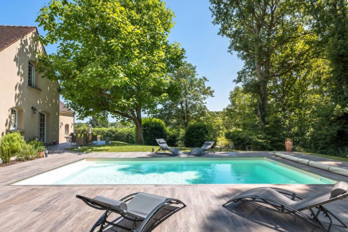 Maison à vendre - Montfort-lAmaury - 11 pièces - 5 chambres