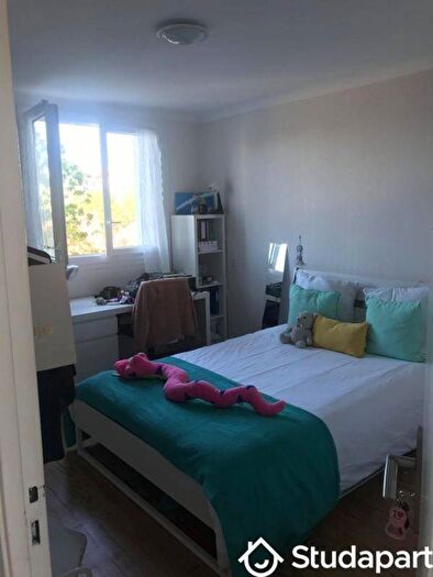 Appartement à louer - Chalâtres, Nantes - 1 pièce - 1 chambre