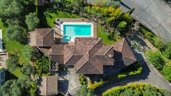 Maison 5 pièces à vendre à Grasse, Magagnosc, Saint-Mathieu