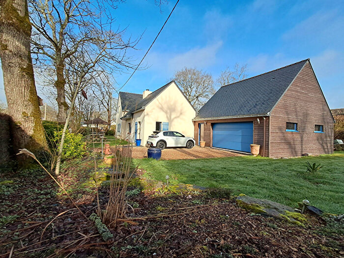 Maison à vendre - Saint-Lyphard - 5 pièces - 4 chambres