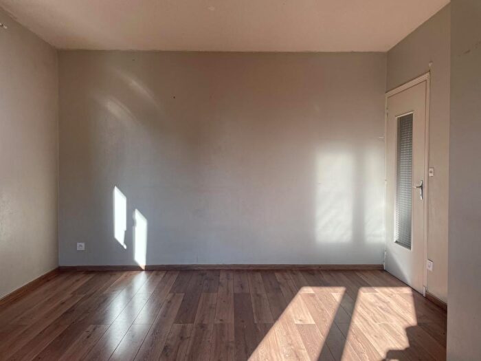 Appartement à louer - Roanne, Centre-ville, Varenne - 3 pièces - 2 chambres