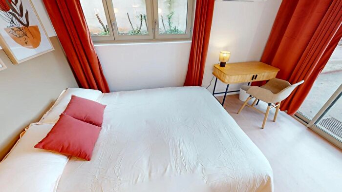 Bron, Parilly Centre-ville - Appartement 1 pièce à louer