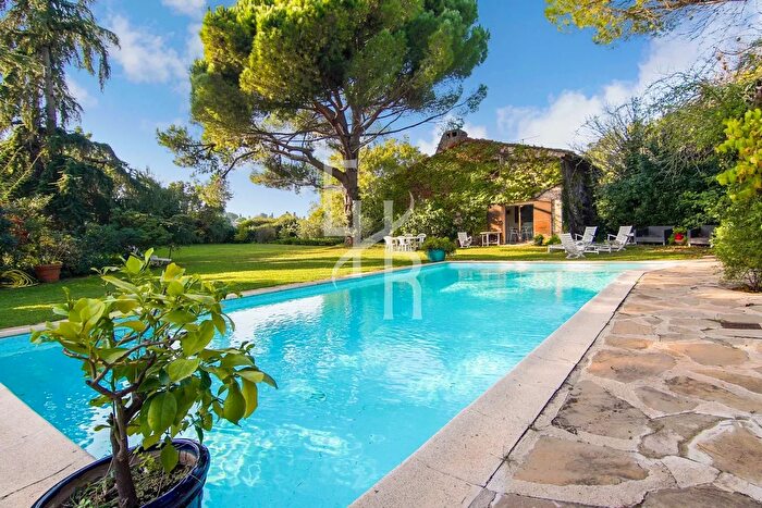 Maison 5 pièces à Mougins, Font Neuve, Saint-Basile, Fontmerle, Nartassière, à vendre