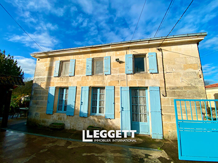 Maison à vendre - Jonzac - 5 pièces - 4 chambres