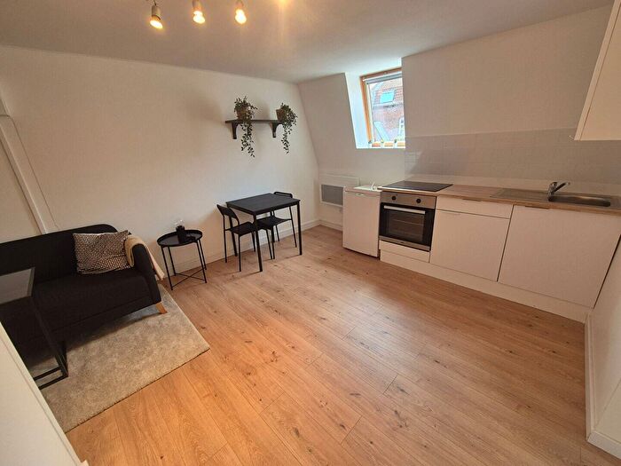 Hellemmes-Les Sarts, Lille - Appartement 2 pièces à louer