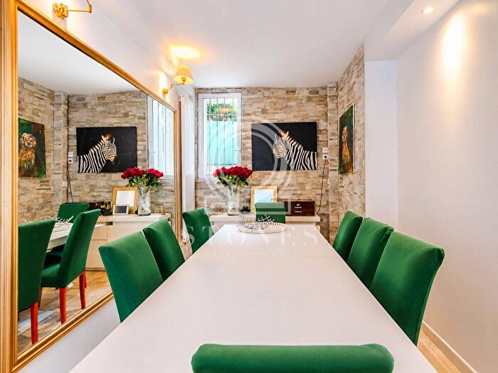 Maison 6 pièces à louer à La Celle-Saint-Cloud