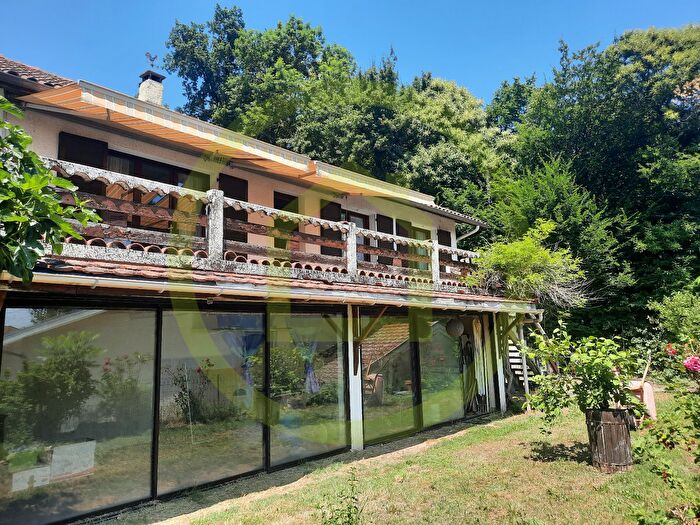 Maison à vendre - Rives - 6 pièces - 4 chambres