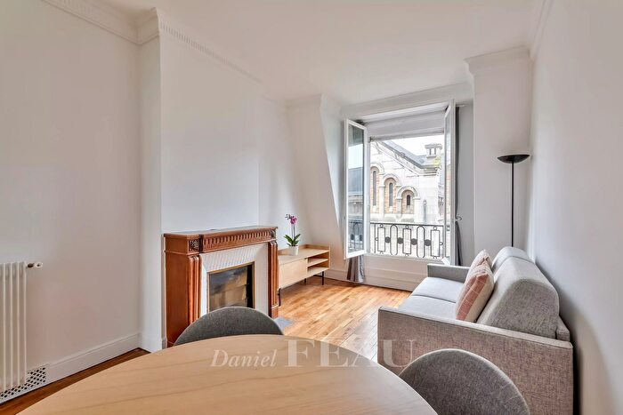 Paris 16ème, Auteuil-Nord, Jasmin, Mirabeau : Appartement 2 pièces à louer
