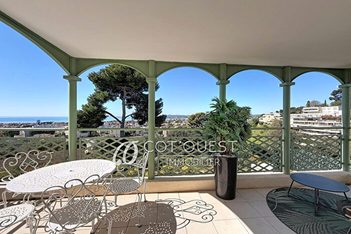 Appartement 4 pièces à vendre - Saint-Laurent-du-Var, Jacquons, Plateaux Fleuris