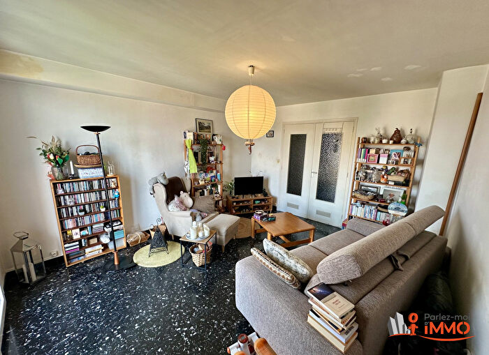 Pont-de-Chéruy : Appartement 3 pièces à vendre