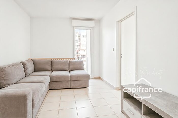 Appartement 3 pièces à vendre à Maurepas, Centre-ville, Malmedonne