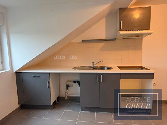 Appartement à louer - Saint-Jean-les-Deux-Jumeaux - 2 pièces - 1 chambre