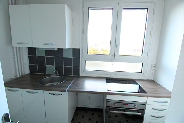 Appartement à louer - Le Raincy, Centre-ville, Mairie, Thiers - 2 pièces - 1 chambre