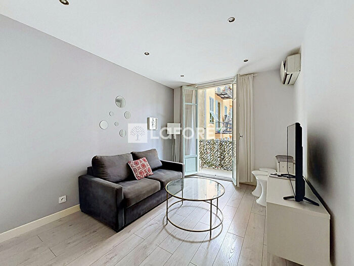 Nice, Le Port : Appartement 2 pièces à louer