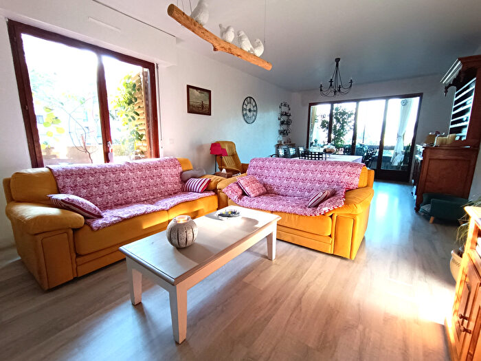 Appartement à vendre - Toulon, La Serinette, La Barre - 4 pièces - 2 chambres