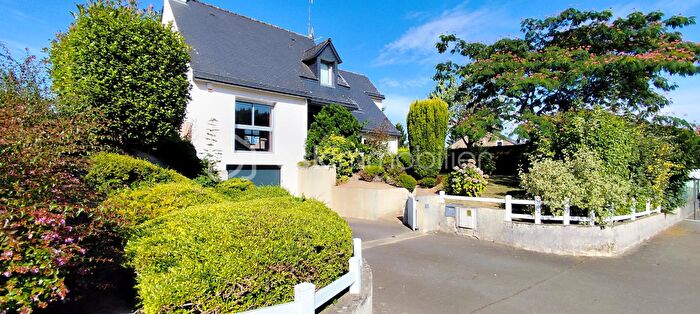 Maison à vendre - Fougères, Forairie, Cotterêts - 5 pièces - 4 chambres