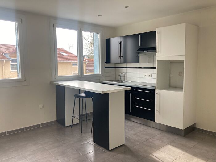 Appartement à louer - Heillecourt - 2 pièces - 1 chambre