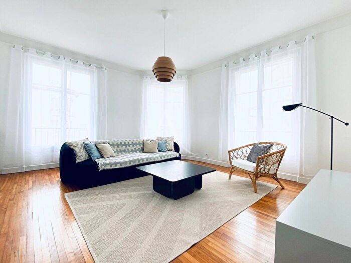 Appartement à louer - Centre, Brest - 4 pièces - 2 chambres