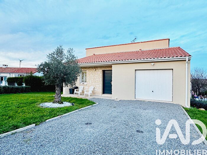 Maison à vendre - Mansle - 5 pièces - 3 chambres