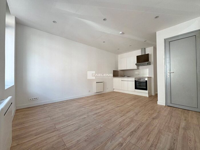Appartement 1 pièce à Lille, à louer
