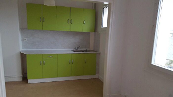 Appartement à louer - Boulogne-sur-Mer, Saint-Pierre - 2 pièces - 1 chambre