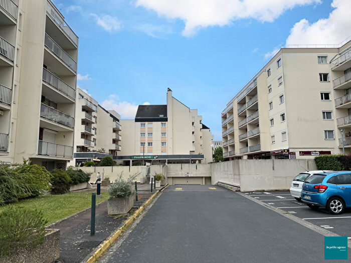 Appartement à vendre - Caen, Saint-Jean Etudes, Saint-Gilles - 4 pièces - 3 chambres