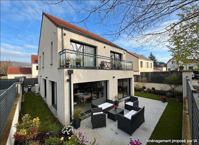 Maison à vendre - Saint-Rémy-lès-Chevreuse - 6 pièces - 5 chambres