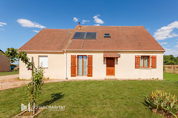 Maison 5 pièces à vendre à Damville