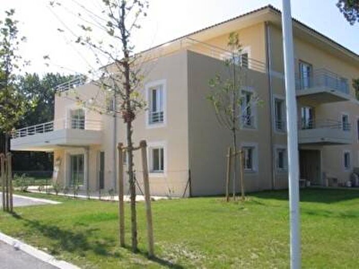 Appartement à louer - Montfavet, Avignon - 3 pièces