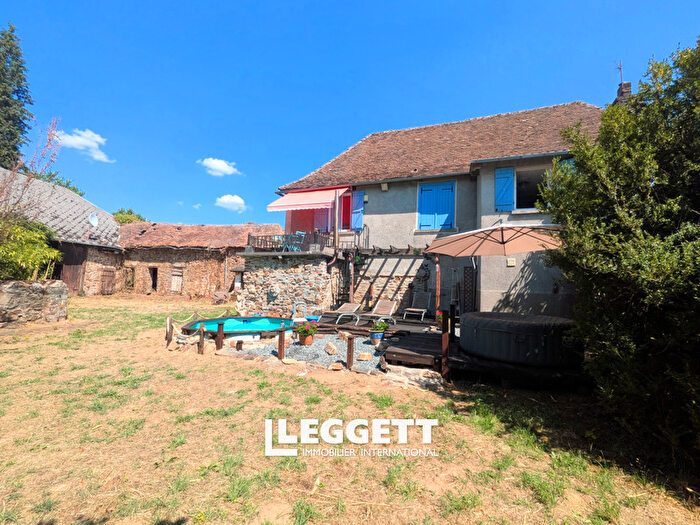 Maison 6 pièces à vendre à Salon-la-Tour