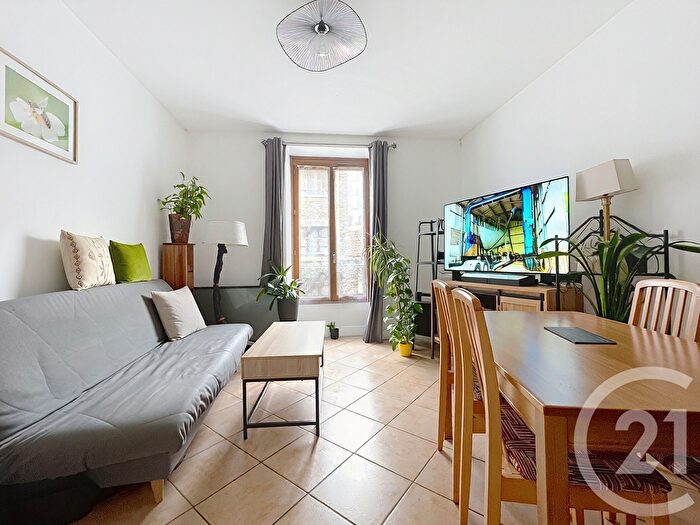 Appartement 2 pièces à vendre à Corbeil-Essonnes, Centre-ville