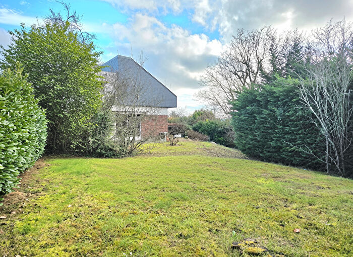 Maison à vendre - Bonneuil-sur-Marne, Haut-Bonneuil - 7 pièces - 5 chambres